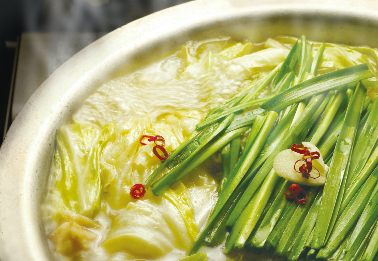 What is Motsunabe (もつ鍋) ? | The Chef Dojo