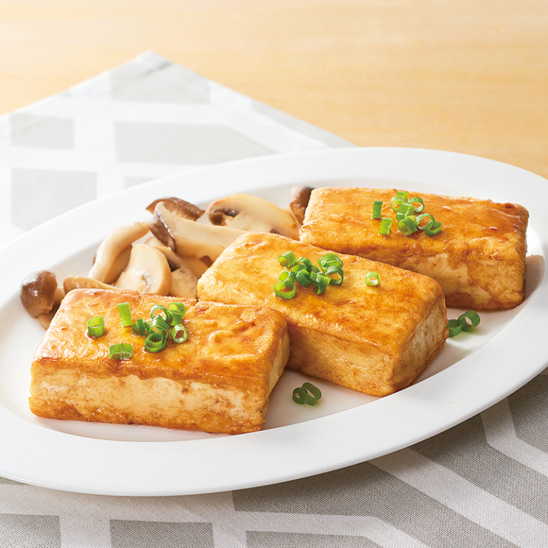 Kinugoshi vs Momen Tofu: Definitive Guide | The Chef Dojo