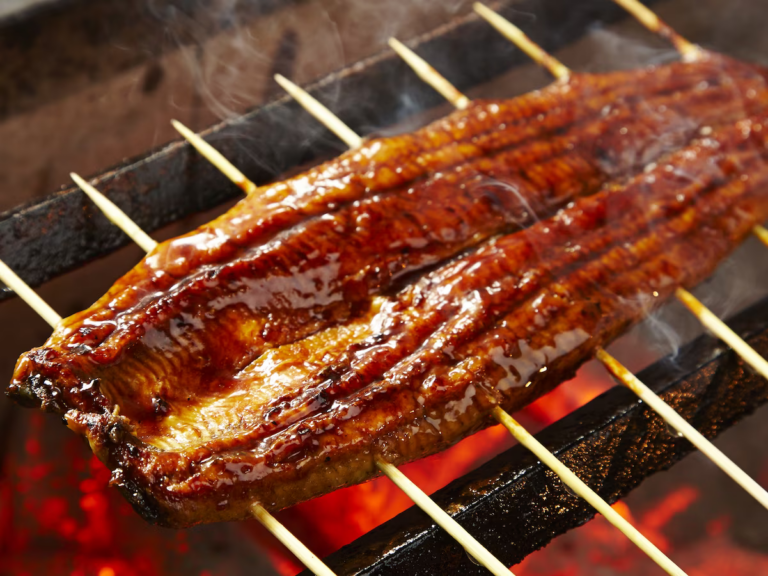 Unaju: Grilled Eel in a Box （うな重） - The Chef Dojo