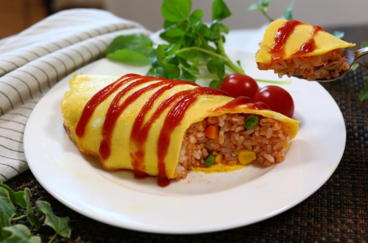 Omu Rice (オムライス): Japanese Omelette Rice | The Chef Dojo